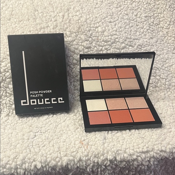 Doucce | Makeup | Doucce Posh Powder Palette | Poshmark